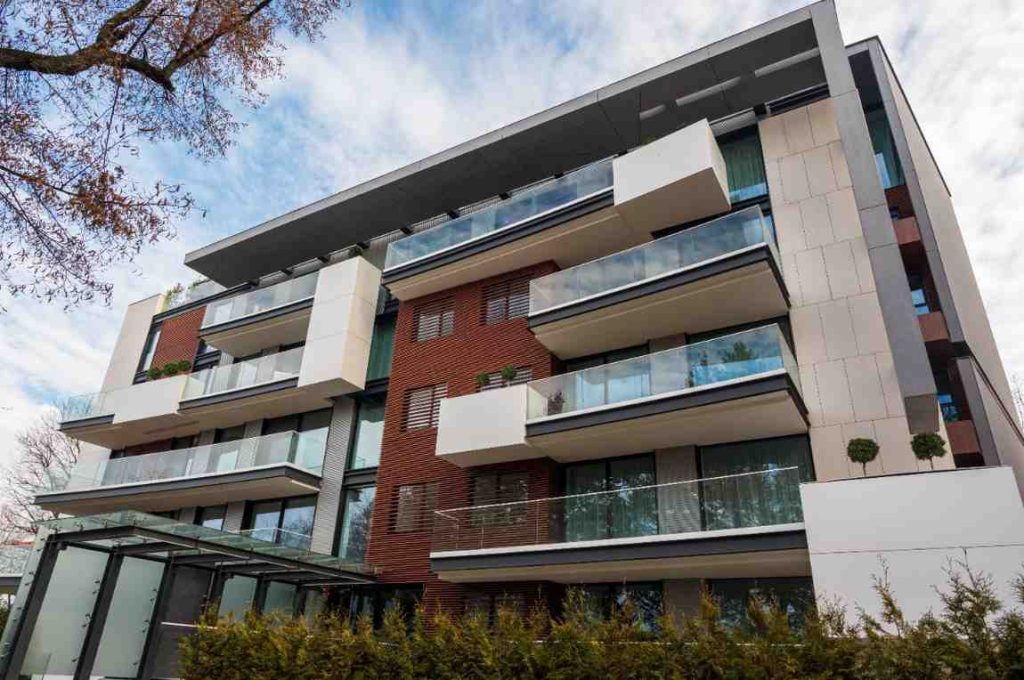 Main Difference Between Residential And Commercial Property
